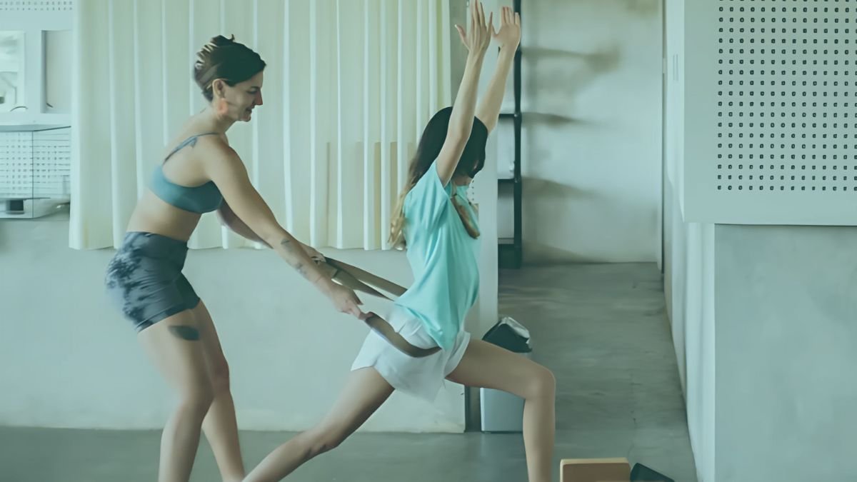 Asana Yoga Guide: What Is Asana? Beginner to Advanced Poses, Sequences ...